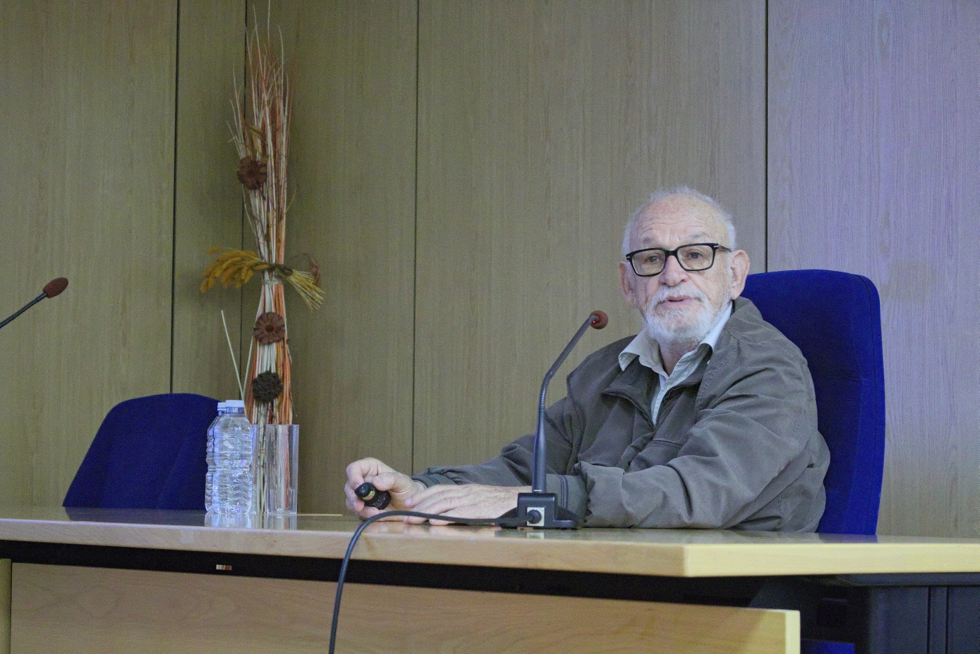 “Confío en llegar a ver un mundo sin armas nucleares” | Universidad de ...